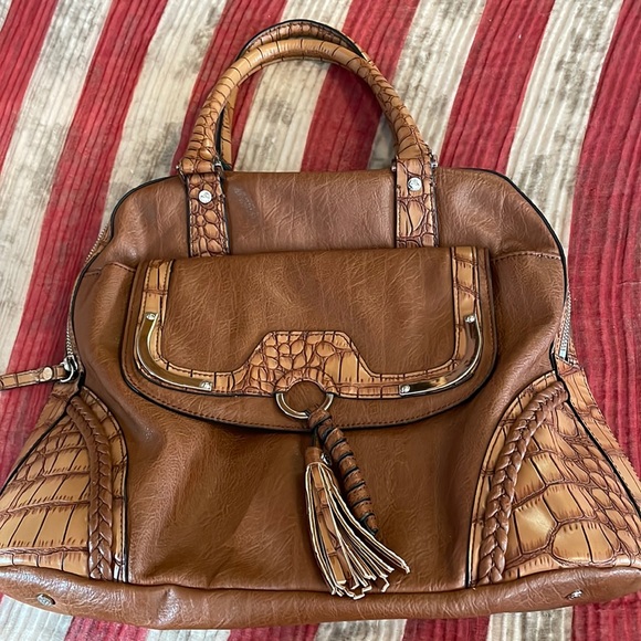 Koret | Bags | Koret Handbag | Poshmark